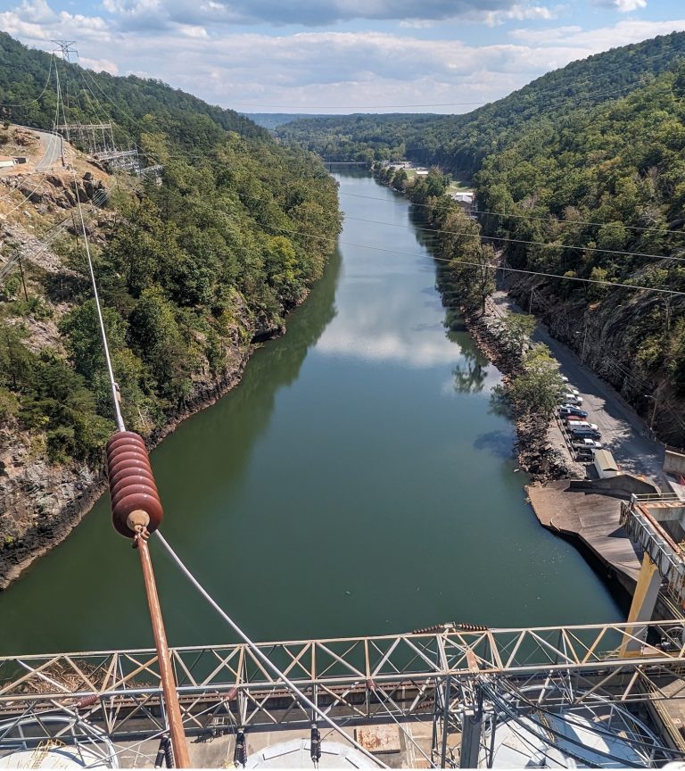 DAM & HYDROPOWER ENGINEERING - Merjent